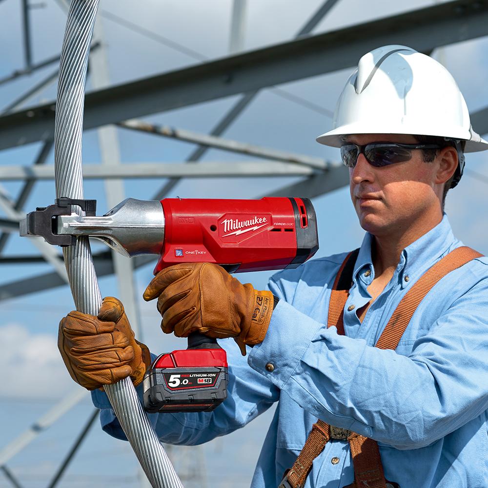 Milwaukee M18HCC45-0C 18V Li-Ion FORCELOGIC™ 860mm ACSR Cable Cutter ...