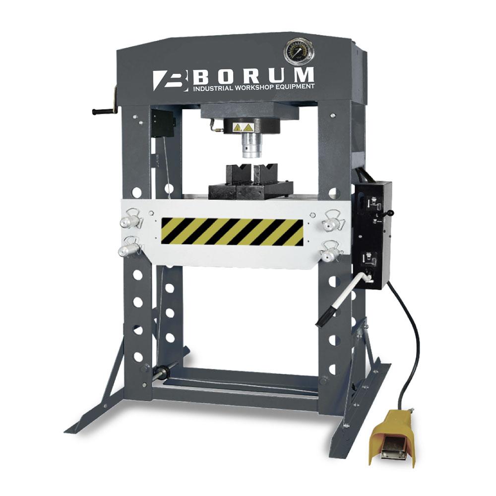 Borum BSP100TA 100,000kg Air/Hydraulic Press