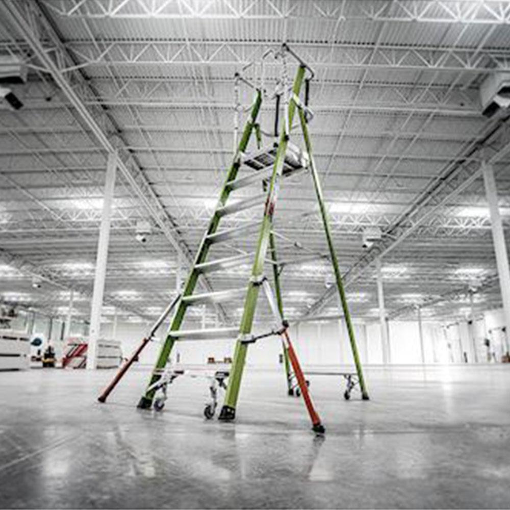 Little Giant Ladder Systems 19708-146 2.41m 170kg Fibreglass Enclosed ...
