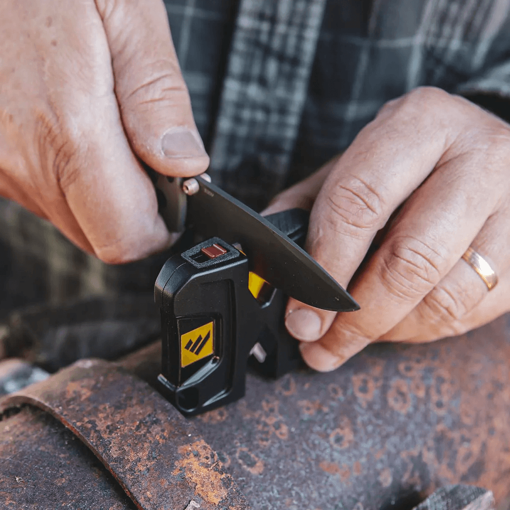Work Sharp WSEDCPVT-I Pivot Knife Sharpener with Pivot-Response and ...