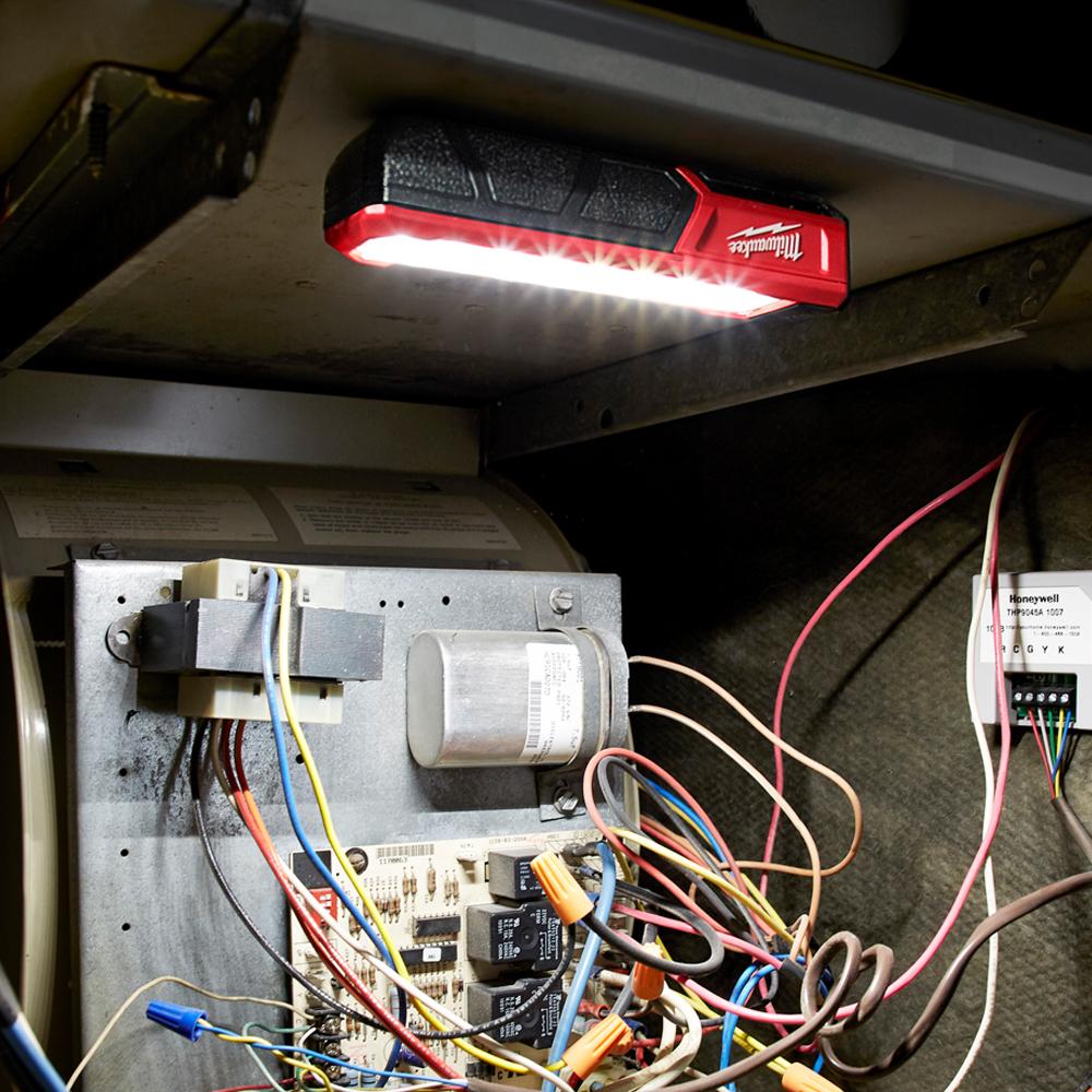 Milwaukee L4FL301 4V 3.0Ah REDLITHIUM USB Rechargeable Pocket Flood ...