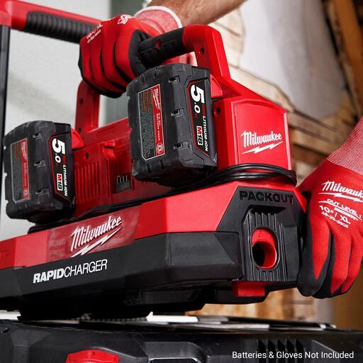 Milwaukee M18PC6 18V Li-ion PACKOUT 6 Bay Rapid Battery Charger
