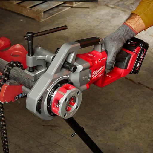 Milwaukee M18FPT1140C 18V Li-ion Cordless Fuel ONEKEY Compact Pipe ...