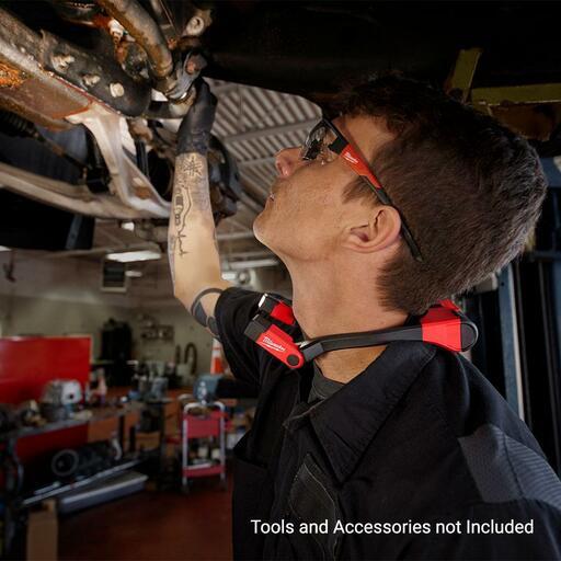 Milwaukee L4NL400301 4V REDLITHIUM USB Rechargeable Neck Light Combo Kit