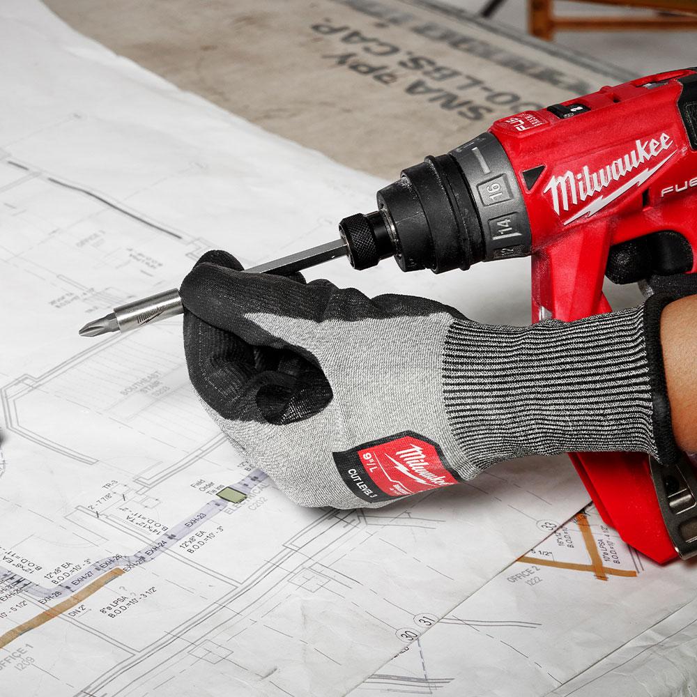 Milwaukee 48222903 14-in-1 Ratcheting Multi-Bit Screwdriver