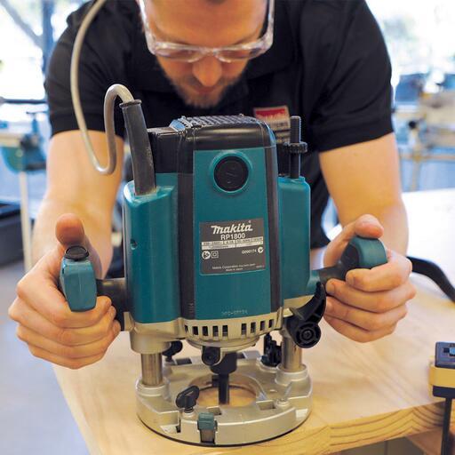 Makita RP1800X05 1850W 12.7mm (1/2") Plunge Router