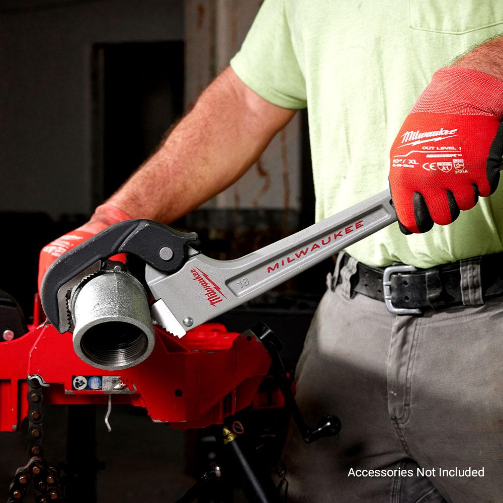 Milwaukee 48227418 457mm (18") Self Adjusting Pipe Wrench