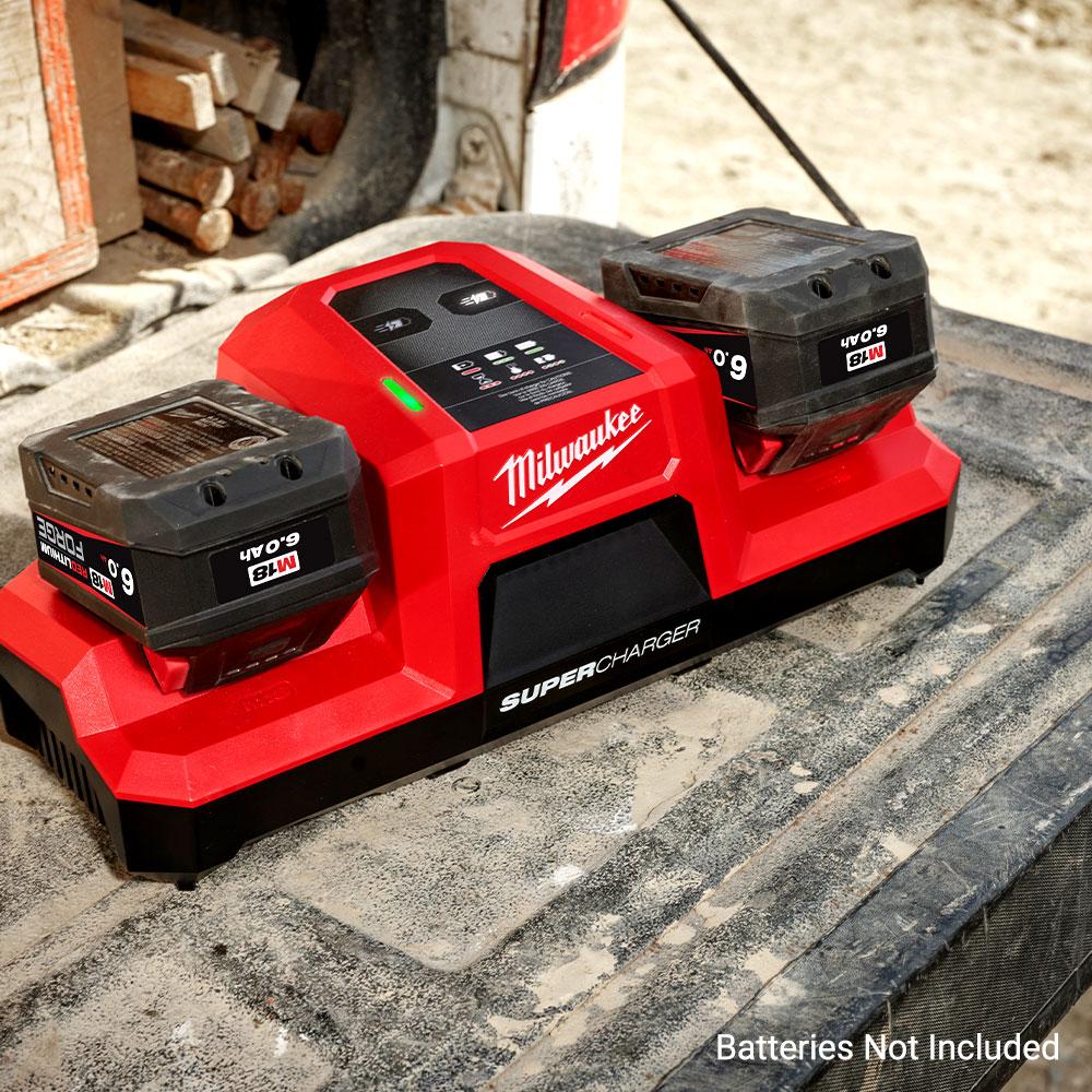Milwaukee M18DBSC 18V Li-ion Dual Bay Super Battery Charger