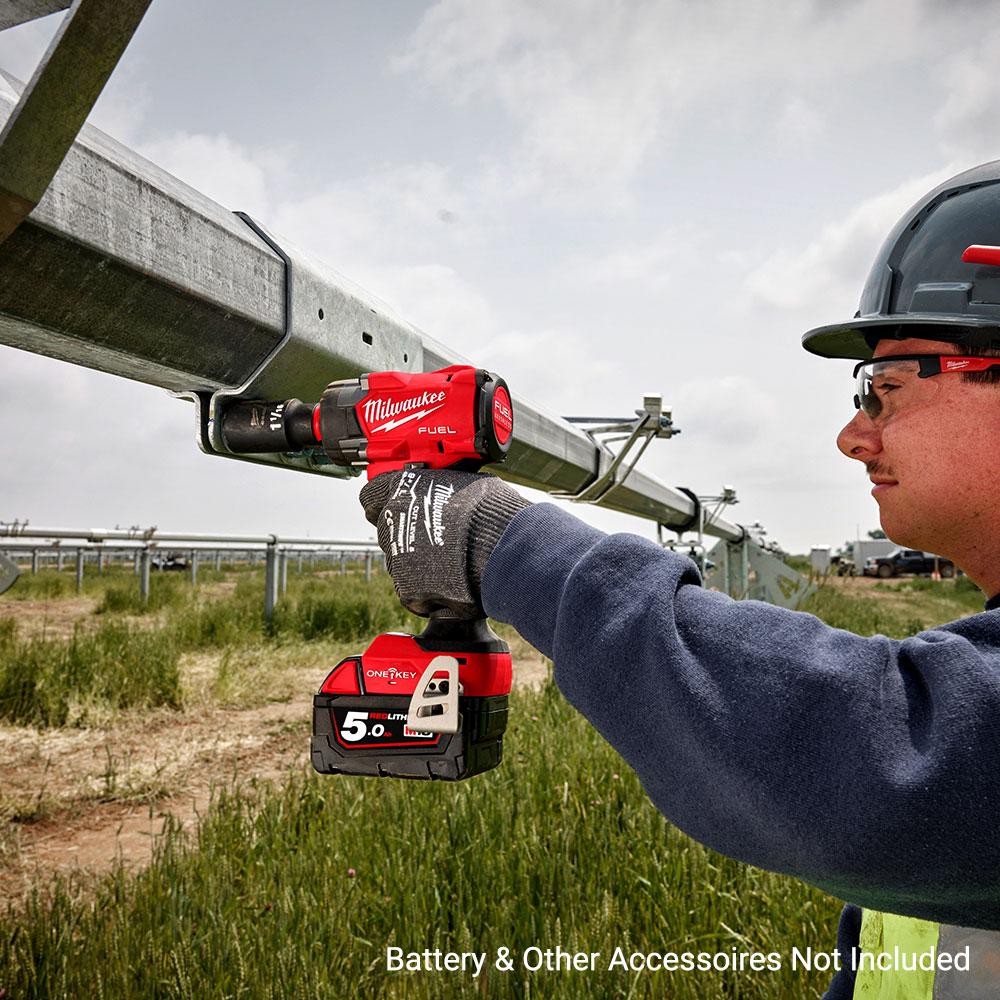 Milwaukee M18ONEFIW2FC120 18V Li-ion Cordless Fuel ONE-KEY 1/2" Drive ...