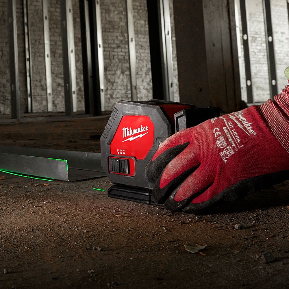Milwaukee CLLC Green Beam Cross Line Laser