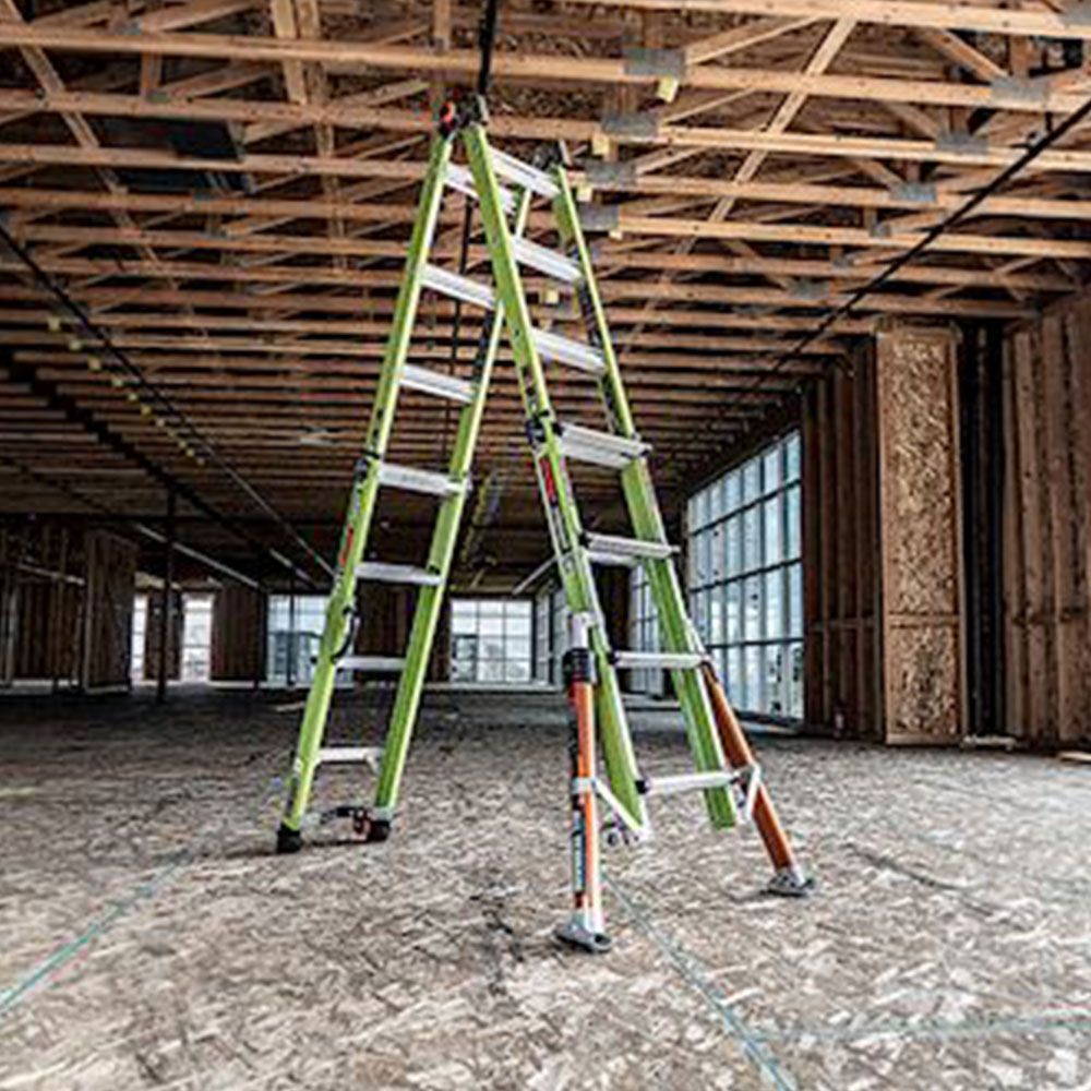 Little Giant Ladder Systems 17107-001 2.74 - 5.51m 136kg Fiberglass ...