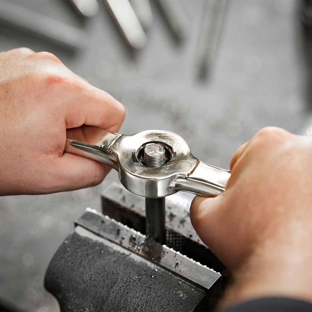 Milwaukee 49225652 2-in1- Hex-LOK™ Threading Handle