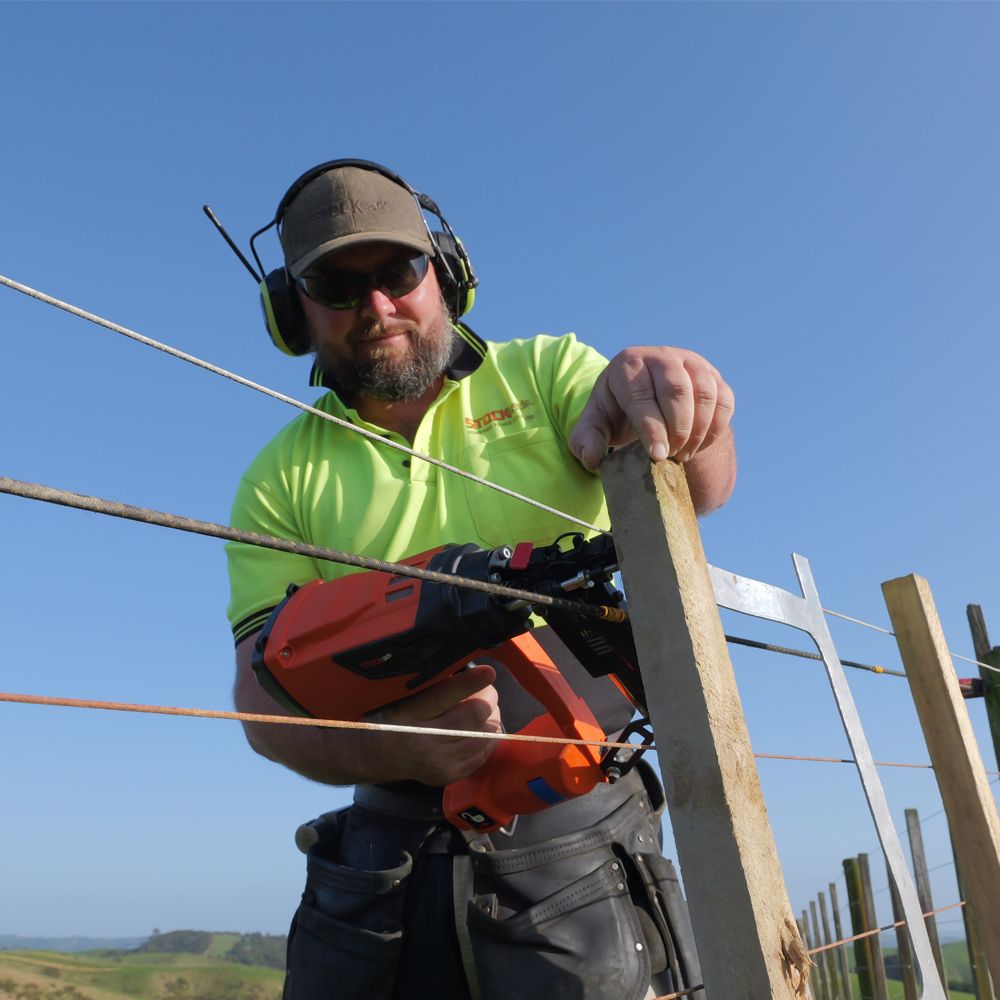 Stockade ST315i EVO 3.15mm Cordless Fencing Stapler Nailer