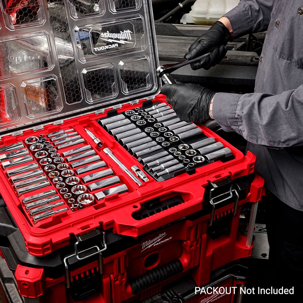Milwaukee 48229285 98pce 3/8" Drive 6 Point & 12 Point SAE & Metric Ratchet Socket Set in PACKOUT