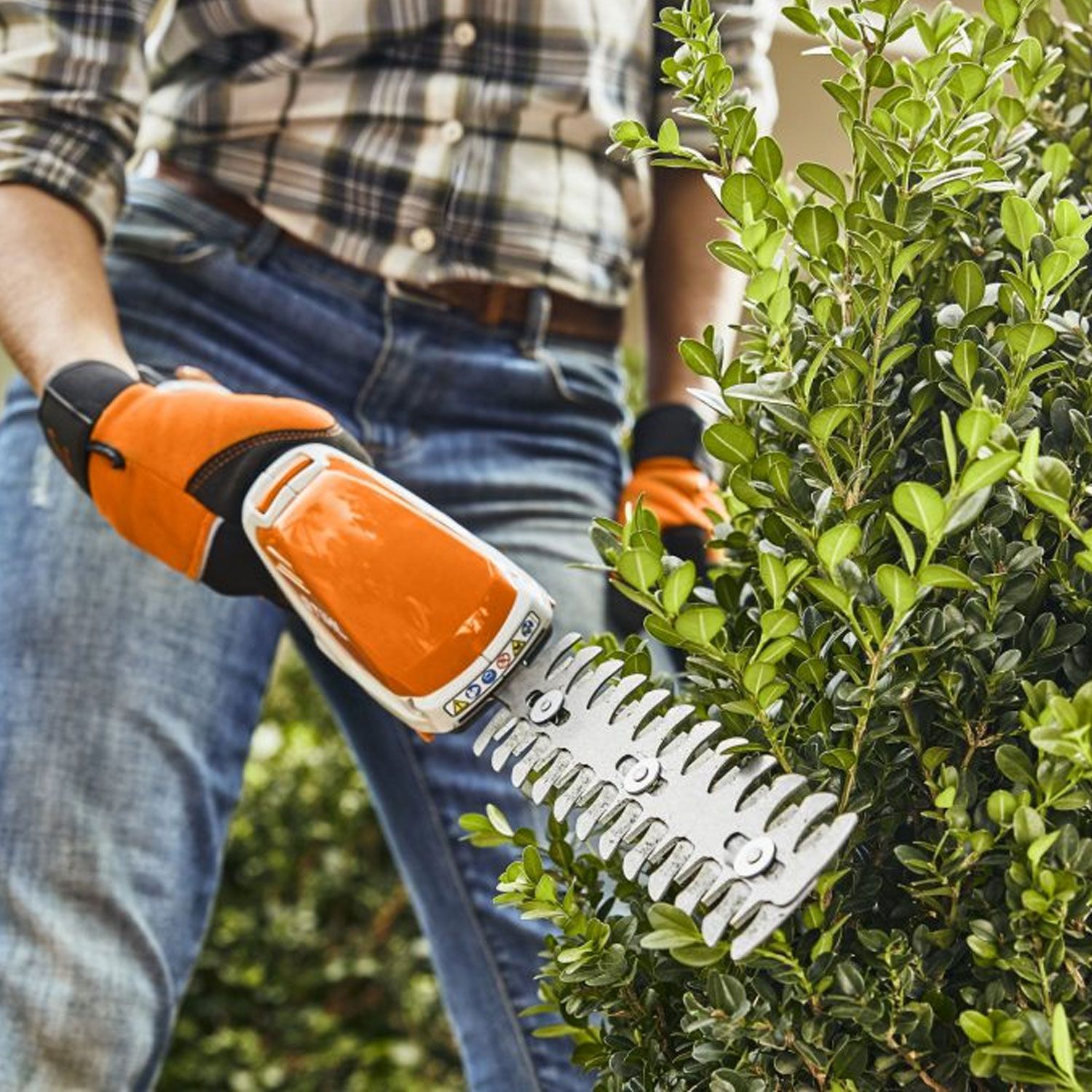 STIHL HSA 26 (HA030113510) 11V 2.1Ah Li-ion Cordless 200mm AS System ...